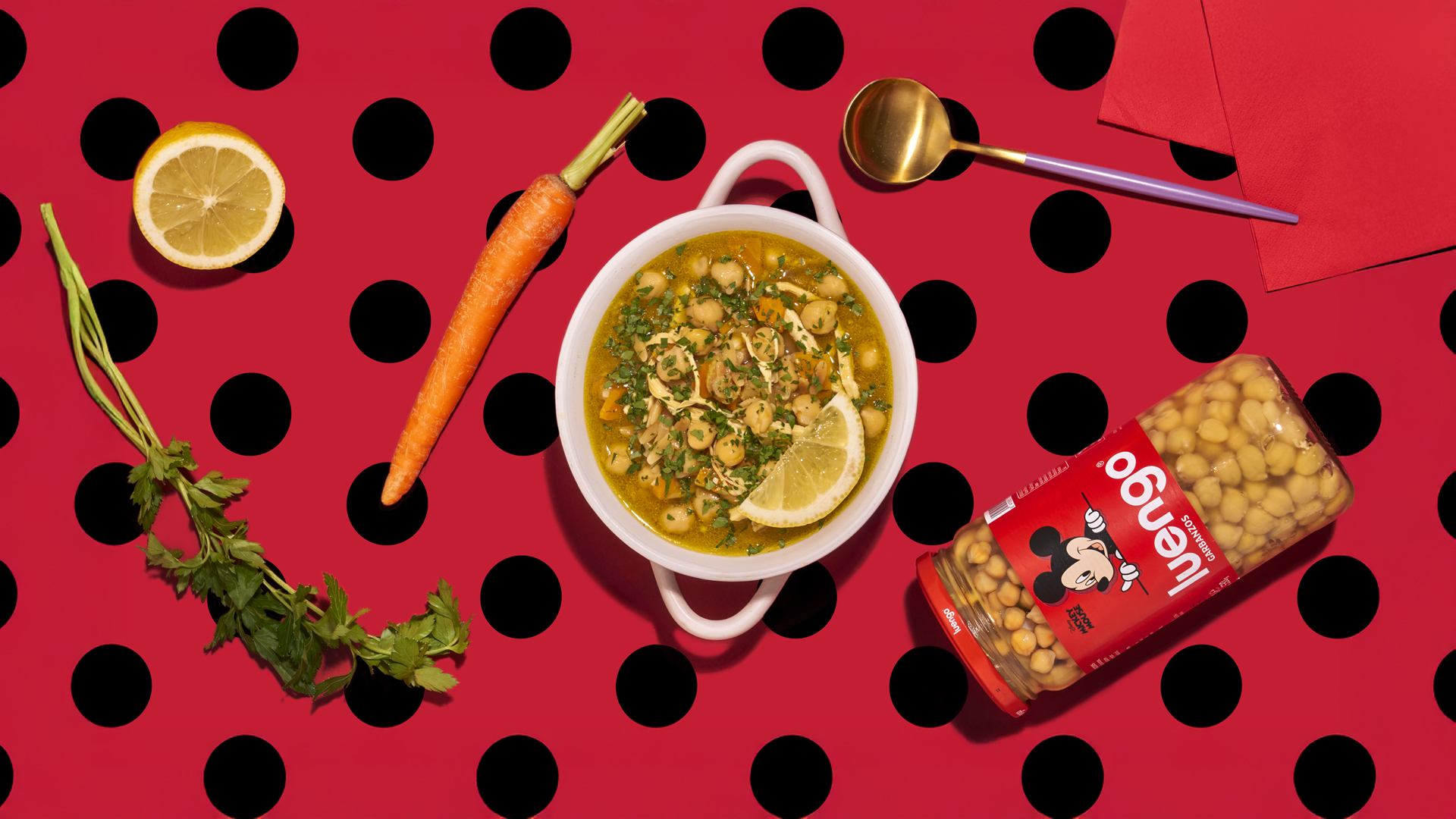 Guiso de garbanzos con orzo, verduras y pollo - Luengo